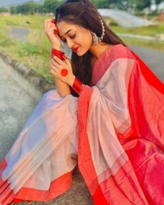 185+ শাড়ি পড়া প্রোফাইল পিক | লাল শাড়ি পরা প্রোফাইল পিক